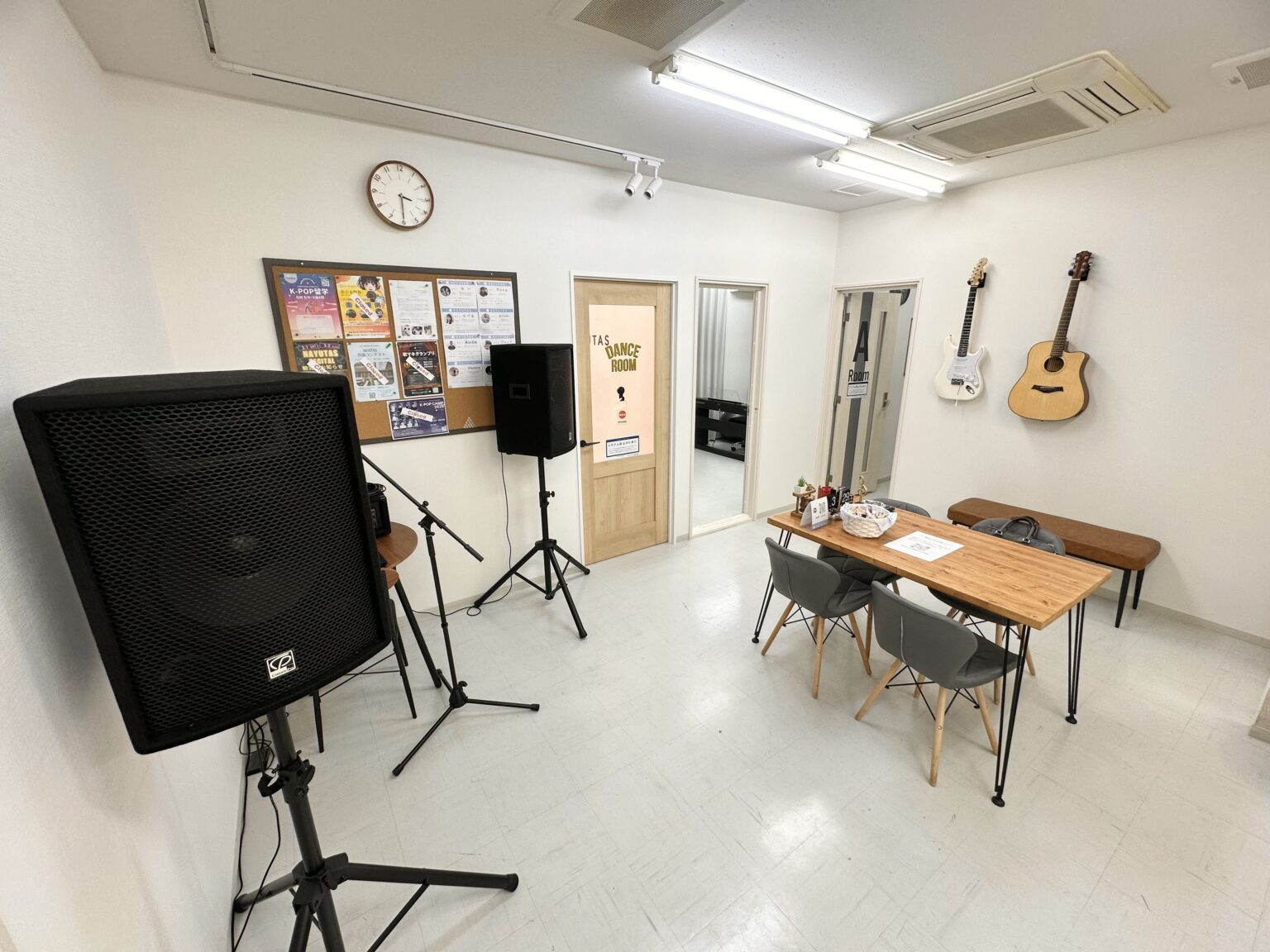 「裏返らない声に！地声↔裏声をスムーズに切り替える最強ボイトレ術5選」 – ボイトレならNAYUTAS（ナユタス）